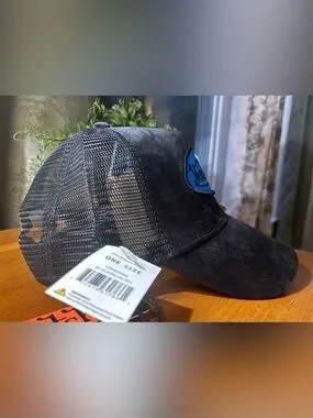 Von Dutch | Accessories | Von Dutch Black Cap With Bright Blue Logo ...